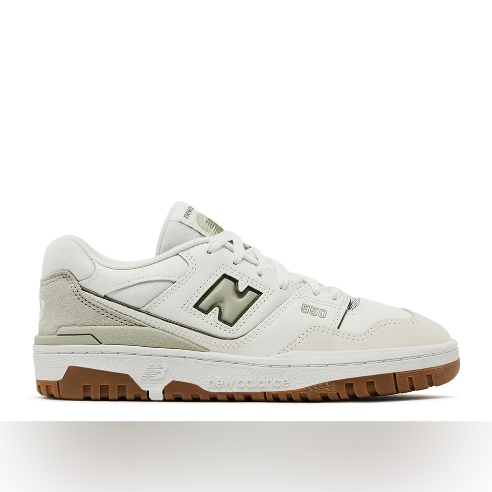 New Balance 550 White Olive Gum Sneakers - Gem